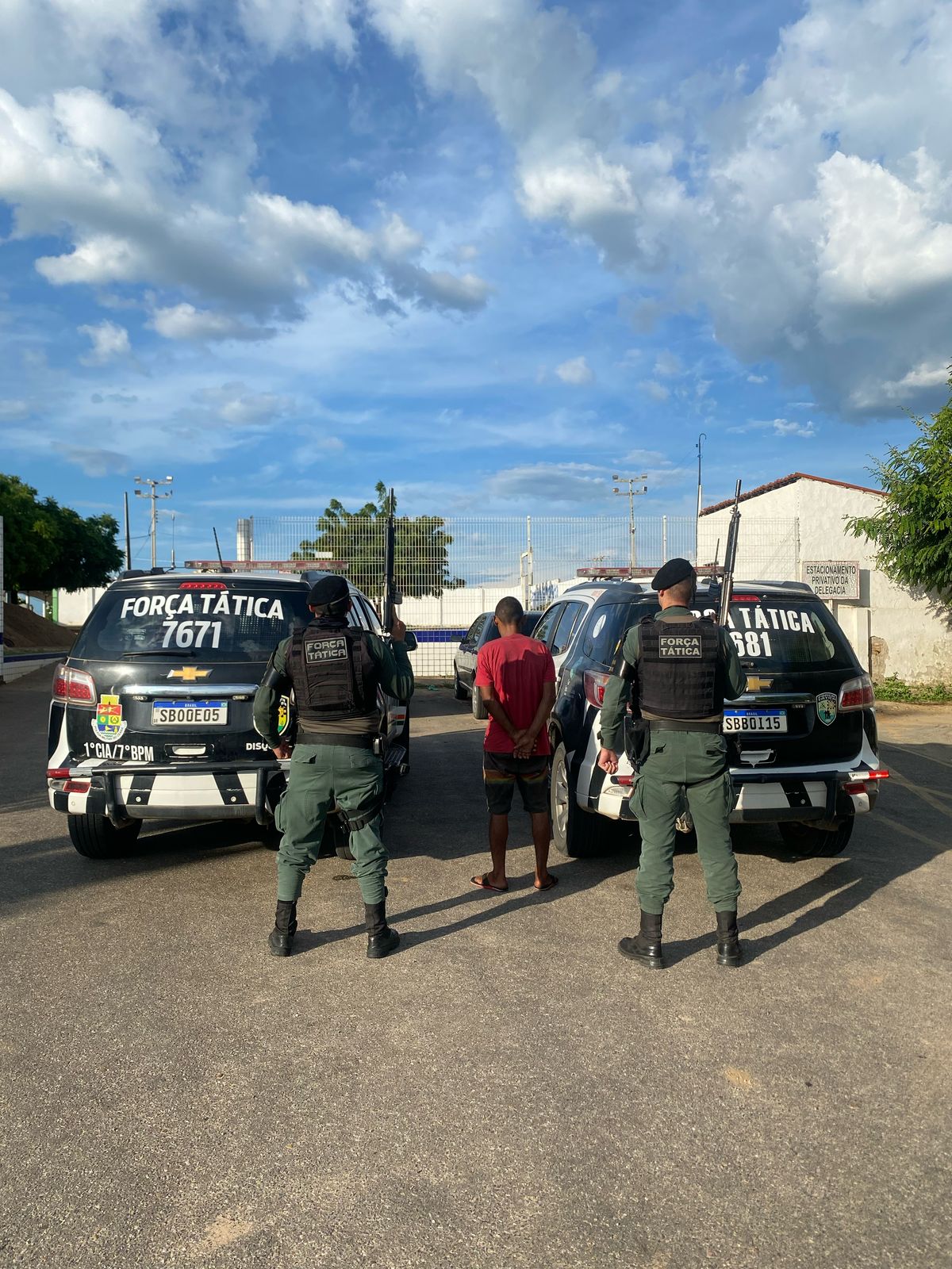 Acusado de furto foi preso na cidade de Crateus – Blog Tony Sales